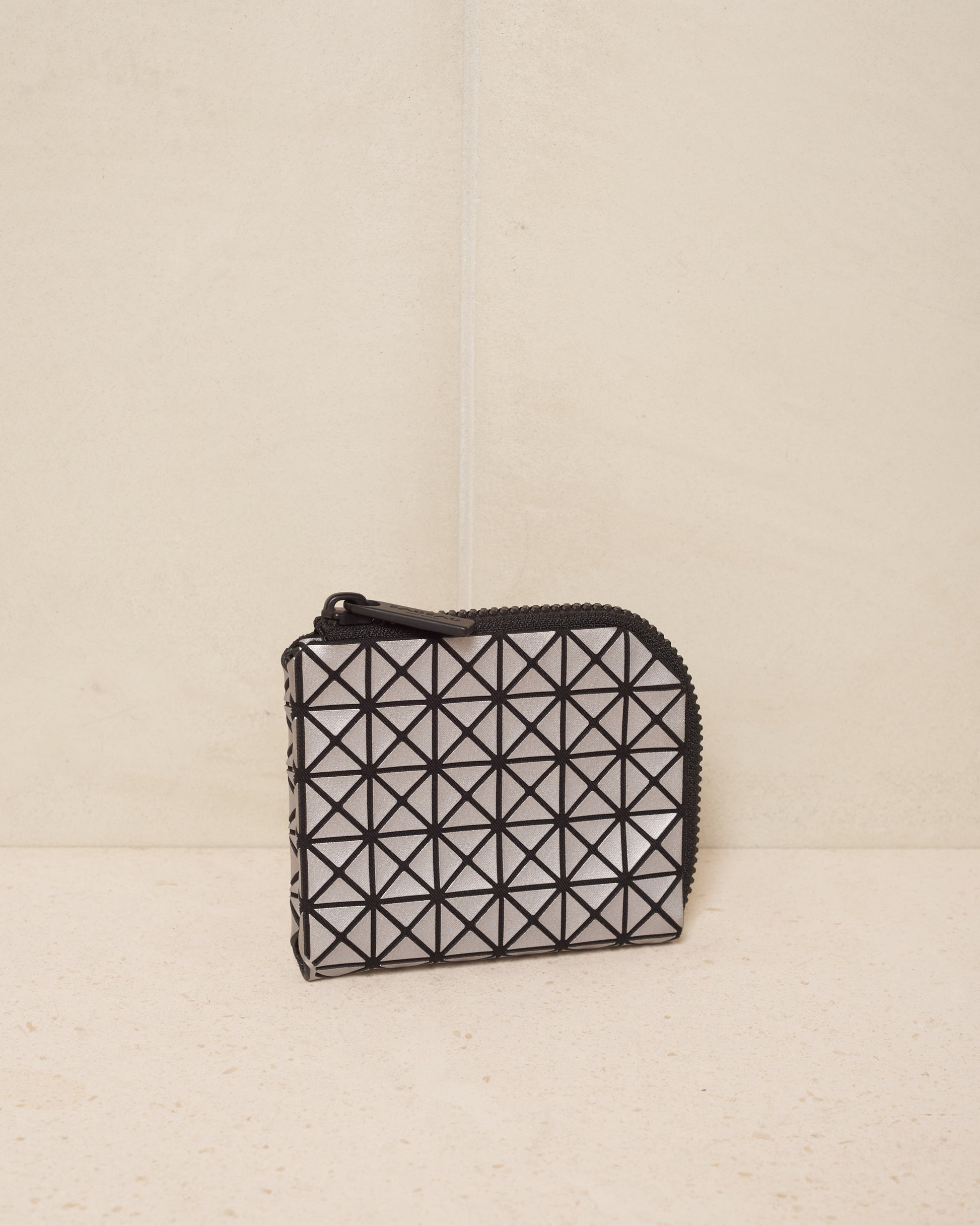 Bao Bao Issey Miyake Silver Clam Wallet bb37ag333 - DILETTANTE – Dilettante