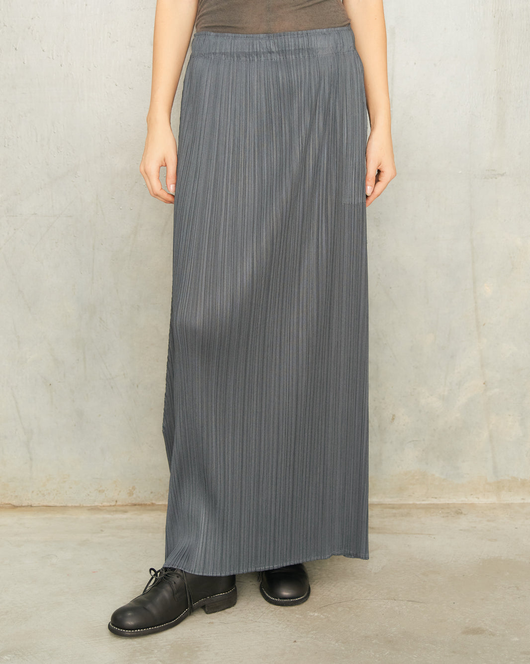 Pleats Please – Dilettante