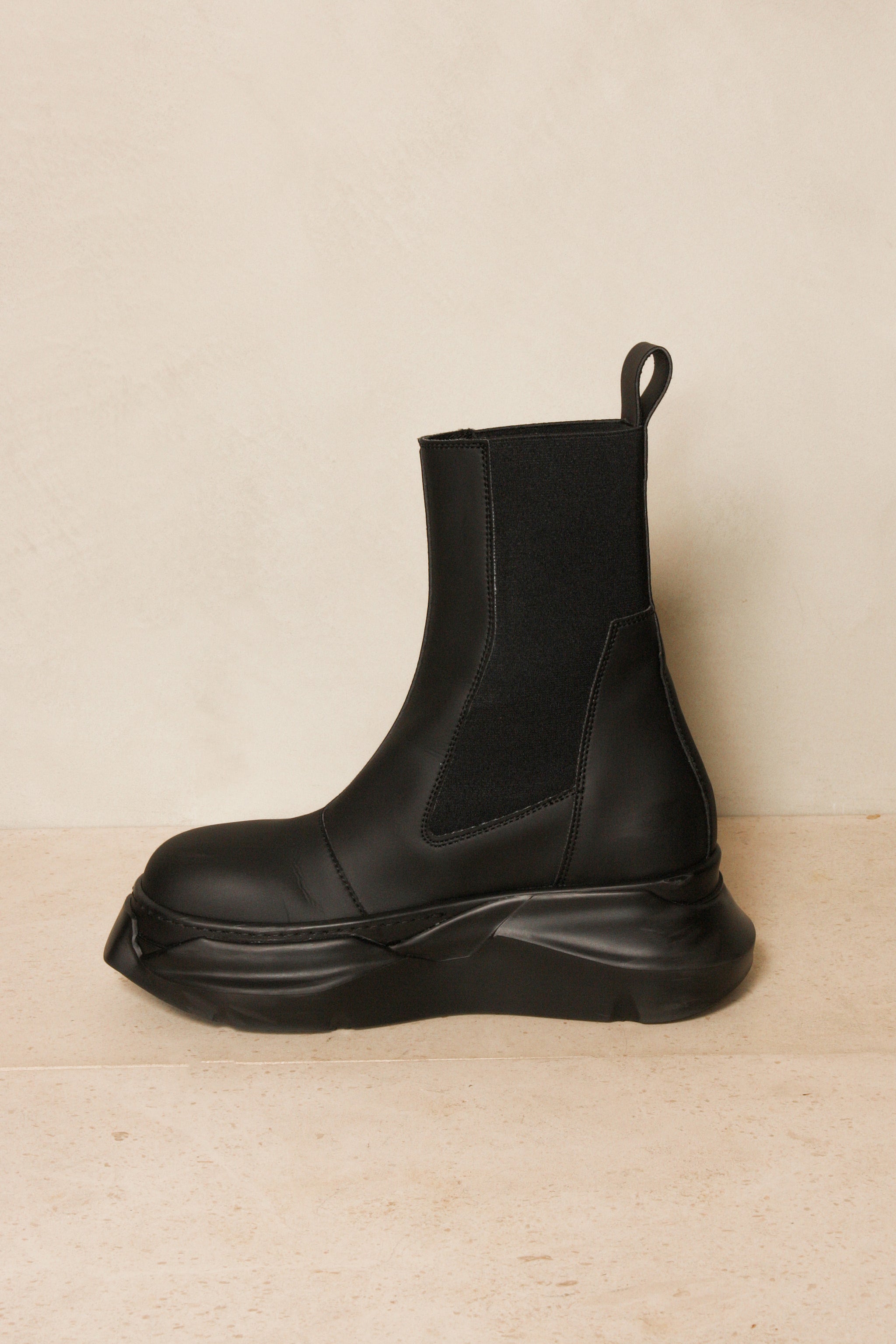 Beetle Boots – Dilettante